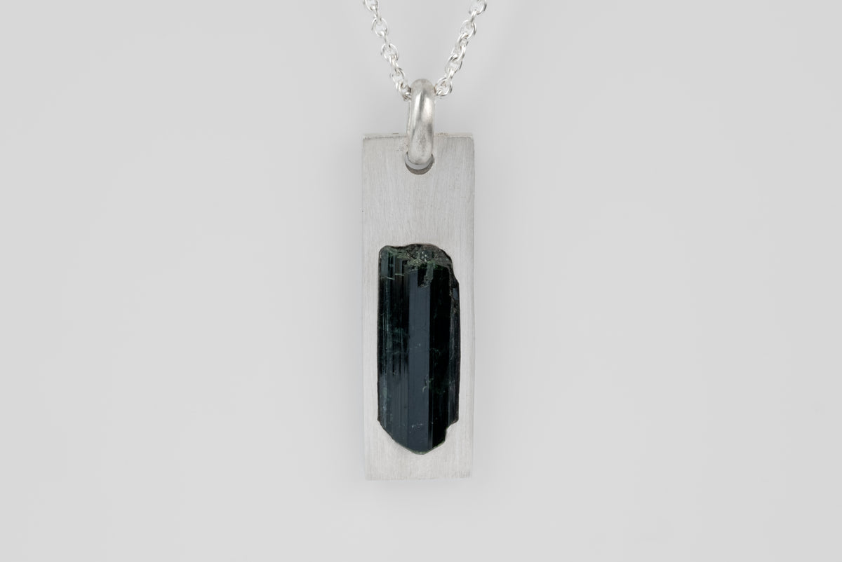 Plate Necklace (Adaptation, Verdelite, MA+VER) – Parts of Four