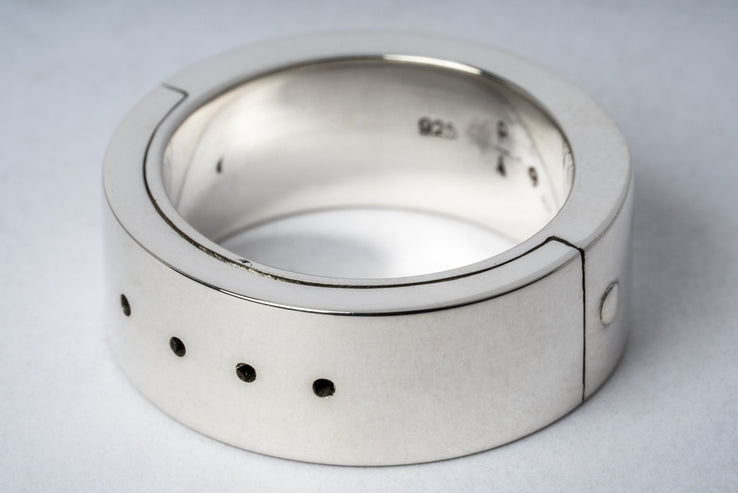 Rings – Parts of Four